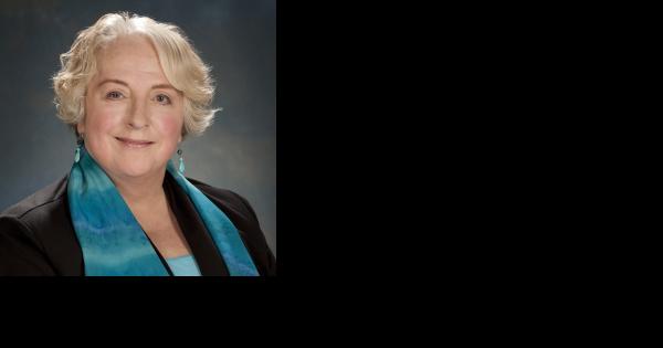 Professor Blackwell receives University Award | Department of Germanic ...